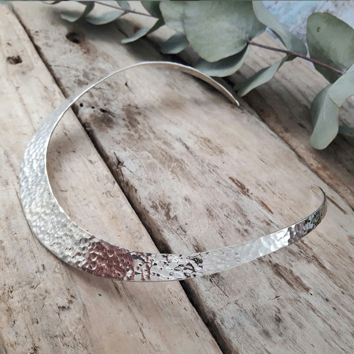 Contemporary Ladies Classic Sterling Silver Choker Jewellery
